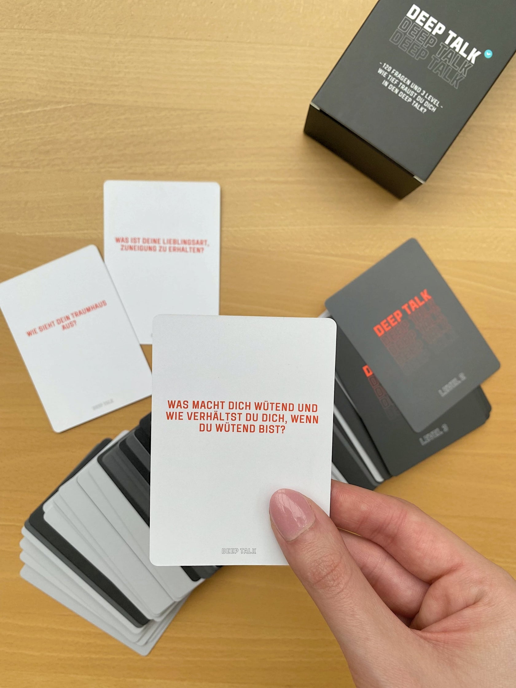Deep Talk - Das Kartenspiel für tiefe und intime Fragen – Store Template